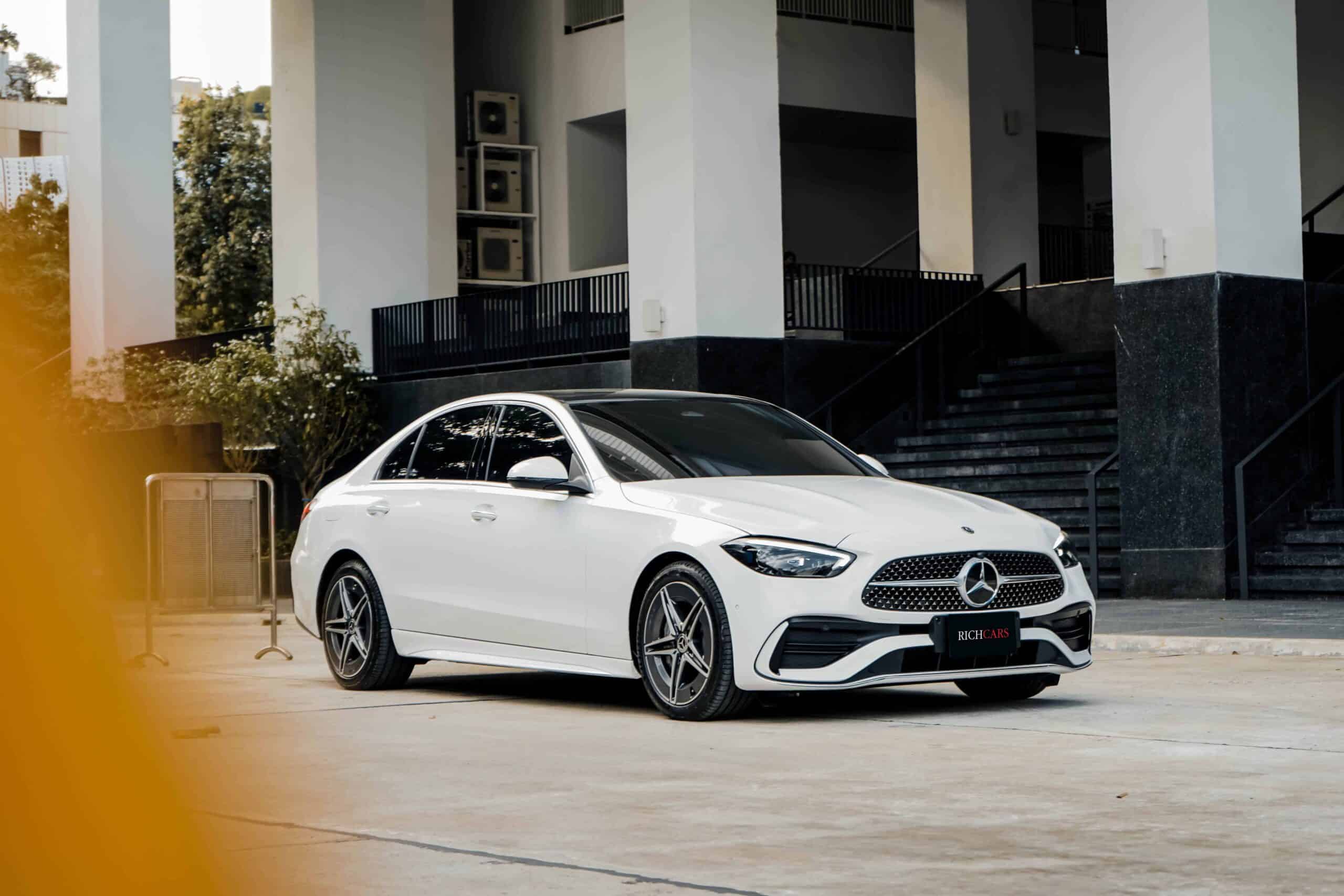 บริการเช่ารถเบนซ์ MERCEDES Benz C class C350E AMG 2023