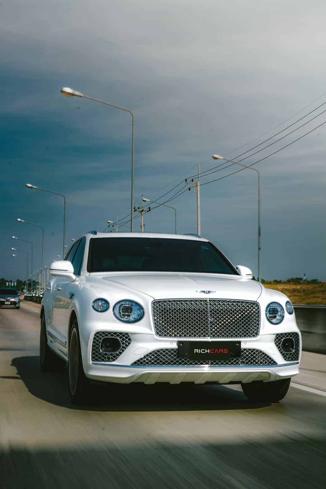 เช่ารถหรู-เข่ารถสปอร์ต-เช่าซุปเปอร์คาร์-เช่ารถbentley-bentayga-10 ...