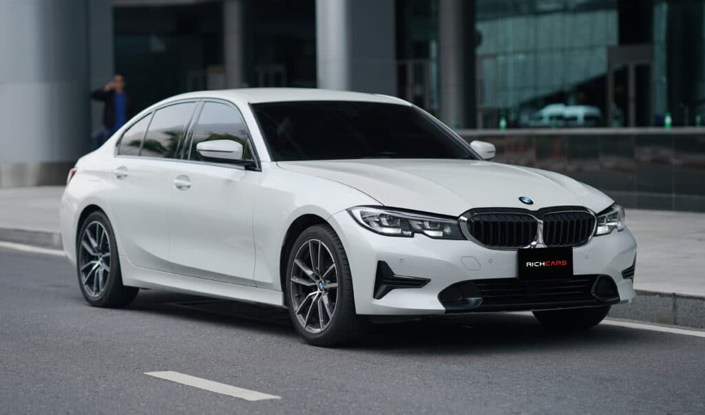 BMW 3 SERIES G20 2020 สวยสง่า สปอร์ตหรู สะกดทุกสายตา - เช่ารถหรู ...